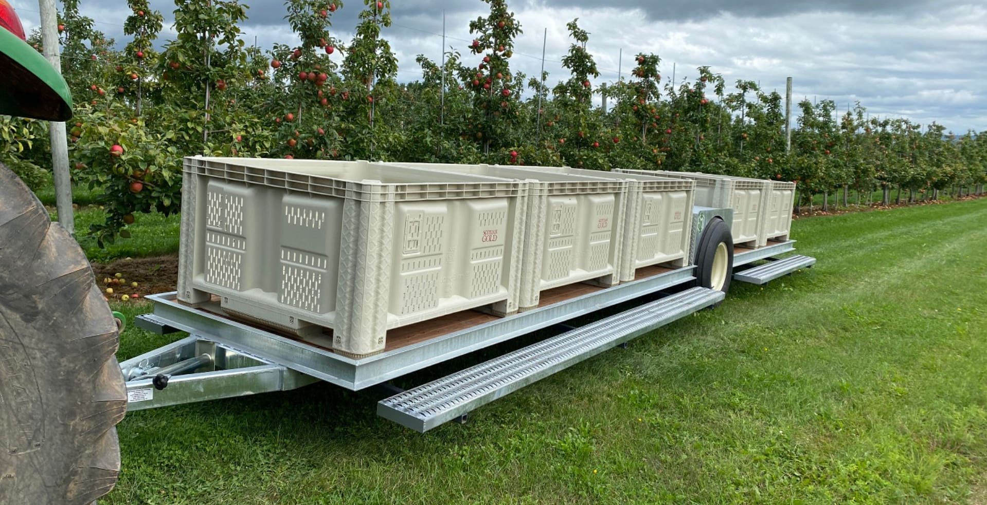 Fruit Box Shuttle - Save Time and Boost Orchard Productivity